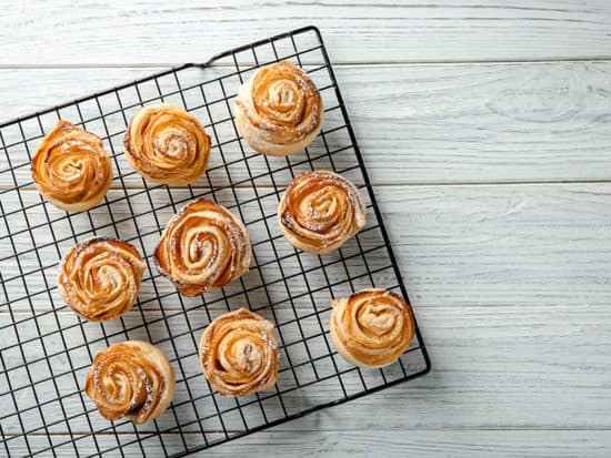 5 Best Cooling Racks: Top Rated and Reviewed