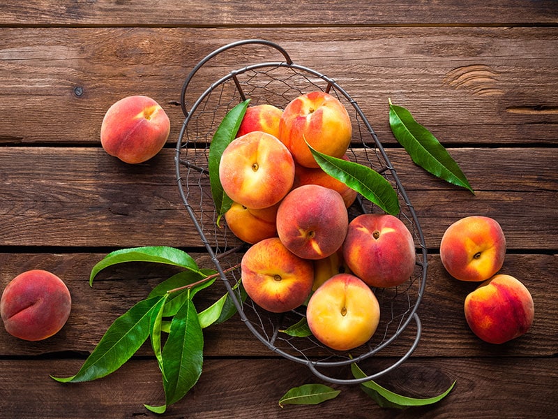How To Tell If A Peach Is Ripe: 5 Ultimate Signs