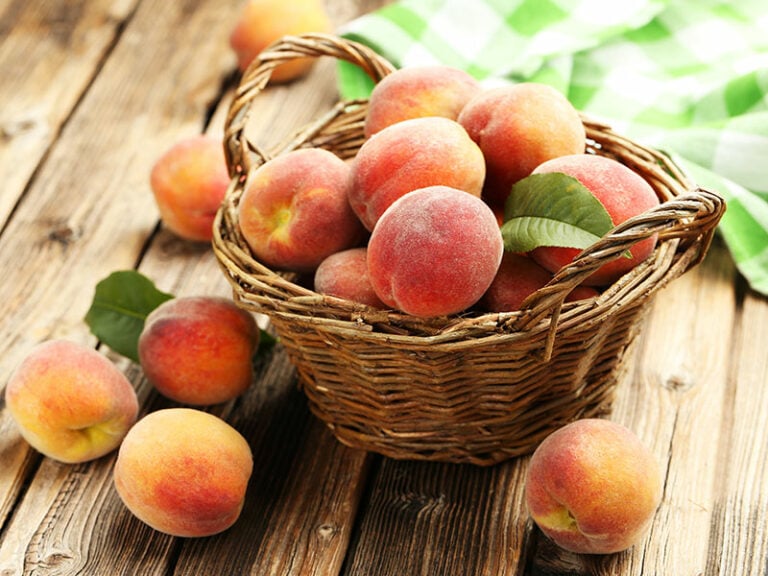 How To Tell If A Peach Is Ripe: 5 Ultimate Signs