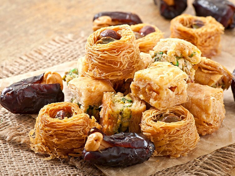 15 Mouthwatering Lebanese Sweets