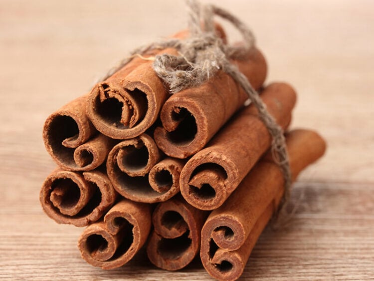 11 Perfect Alternatives to Cinnamon in Your Recipes 2024