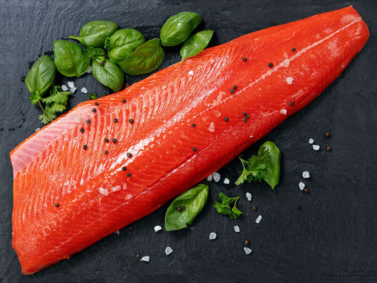 What Does Salmon Taste Like? Best Methods To Eat Salmon 2023