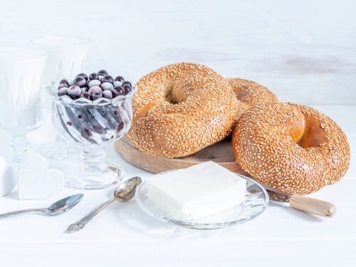 Best Methods for Storing Bagels