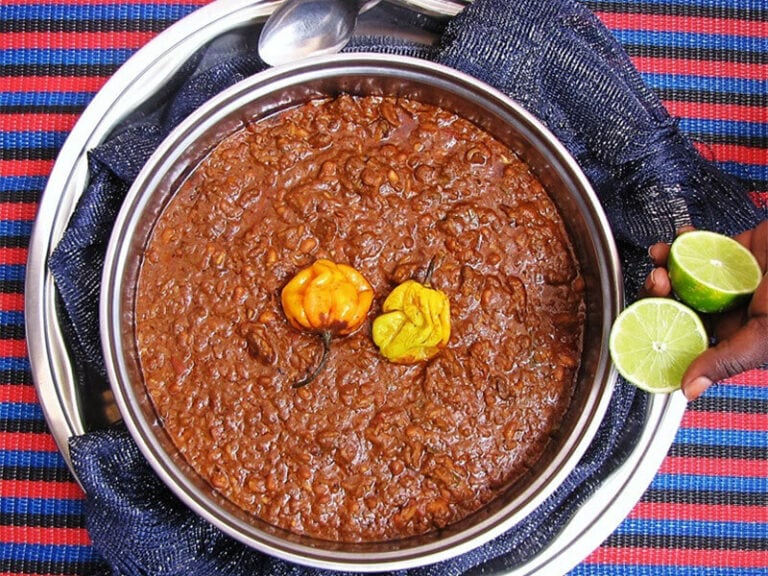 Senegalese Food Guide: 22 Must-Tries