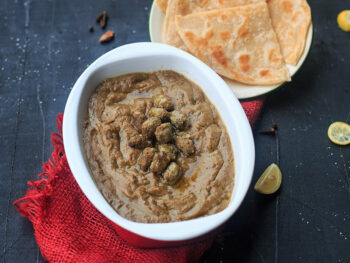 23 Most Popular UAE Foods For Your Eating Delights 2023