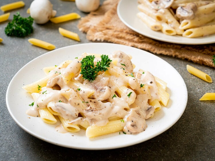 20 Irresistible Italian Sauces to Dress Up Your Dishes