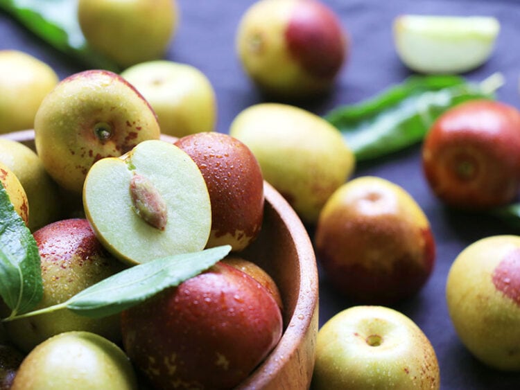 25 Chinese Fruits to Try