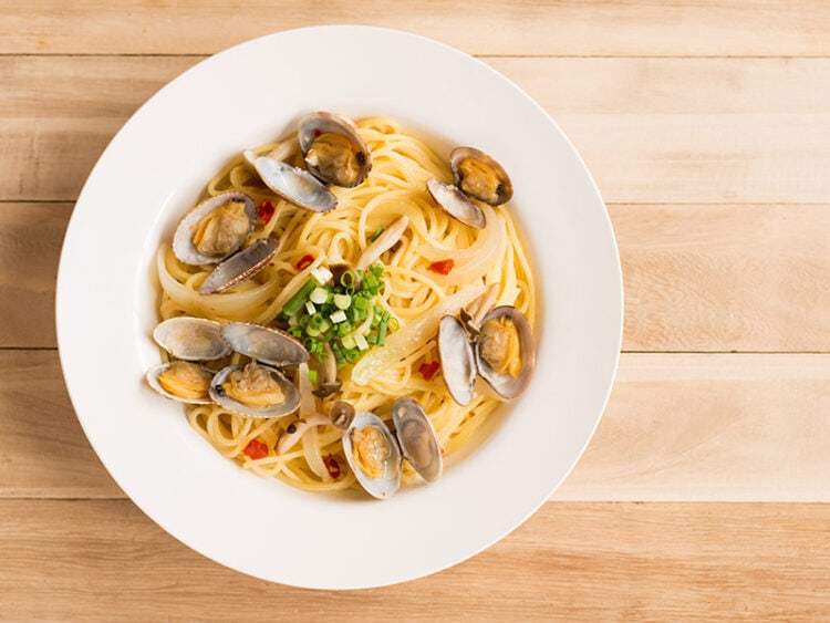 A Complete Guide to 15 Clam Varieties