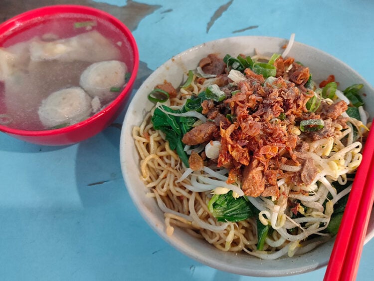 27 Indonesian Street Foods for a Real Taste of Authenticity