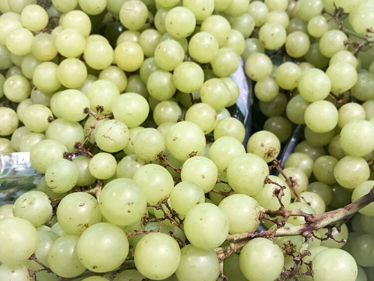 27 Grape Varieties for Dining and Winemaking