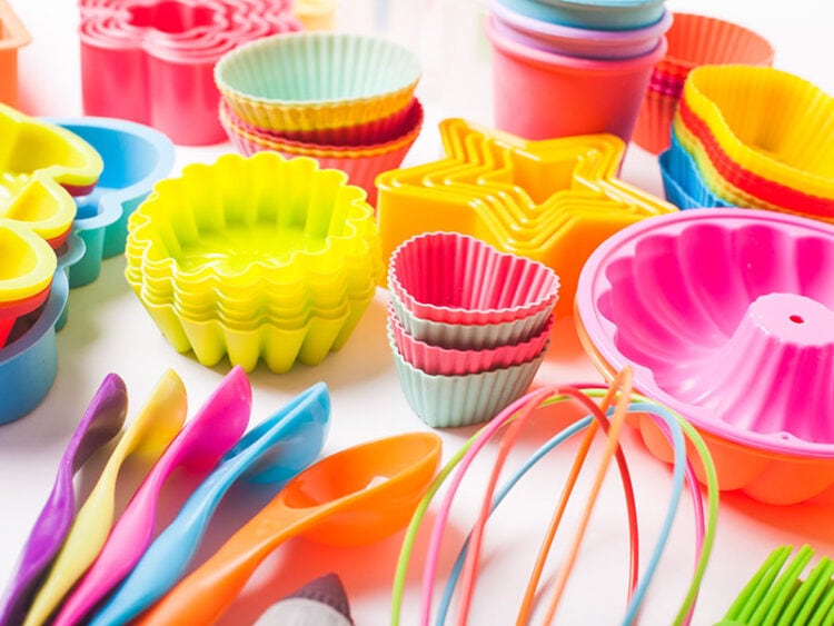 15 Types Of Cookware Materials With Full Comparison 2023