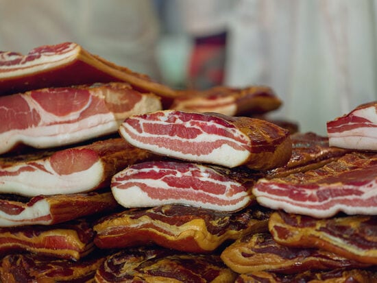 English Bacon vs. American Bacon: What Sets Them Apart