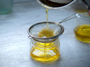 Reusing Oil After Frying Chicken: Best Practices