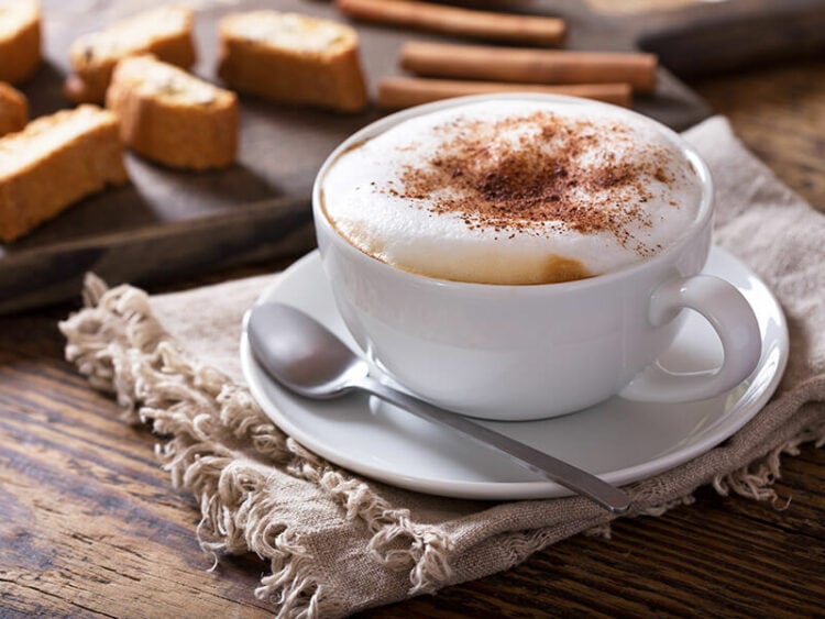 14 Most Well-loved Australian Drinks to Quench Your Thirst