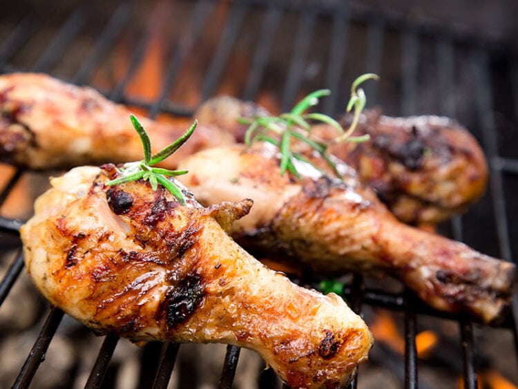 Identifying Undercooked Chicken: Key Indicators
