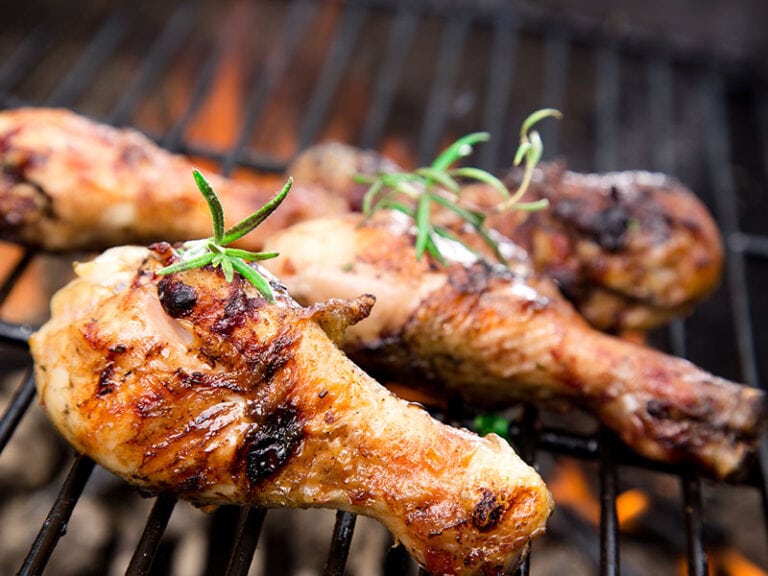 Identifying Undercooked Chicken: Key Indicators