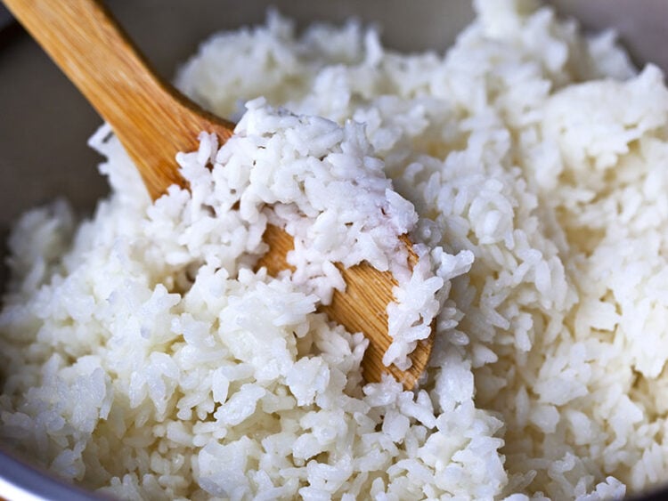How to Tell If Rice is Overcooked or Undercooked: Guide