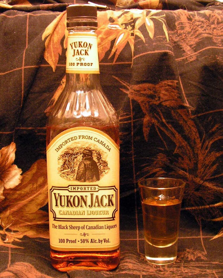 19 Essential Canadian Drinks for Your Beverage List