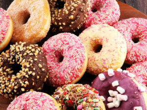 16 Types of Snack Foods to Enjoy