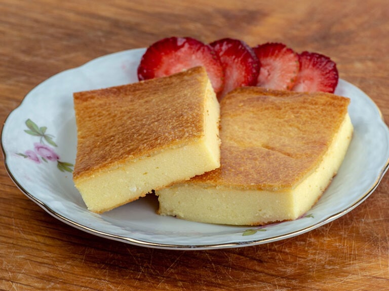 28 Most Popular French Cakes (+Recipes) 2023