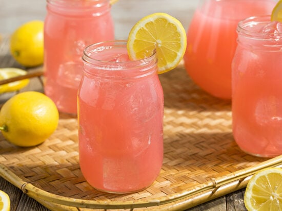 Pink Lemonade vs. Regular Lemonade: Differences