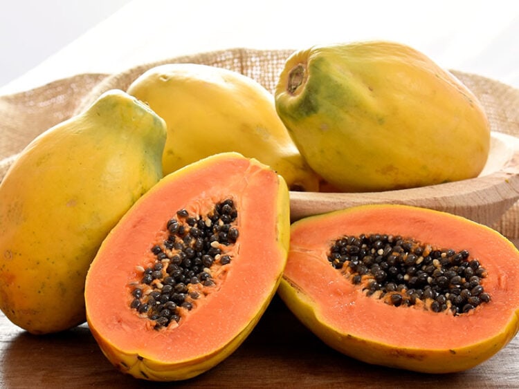 How to Cut and Eat a Papaya: Ultimate Guide