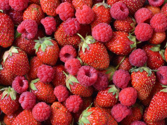 Raspberries Vs. Strawberries: A Detail Comparison In 2023