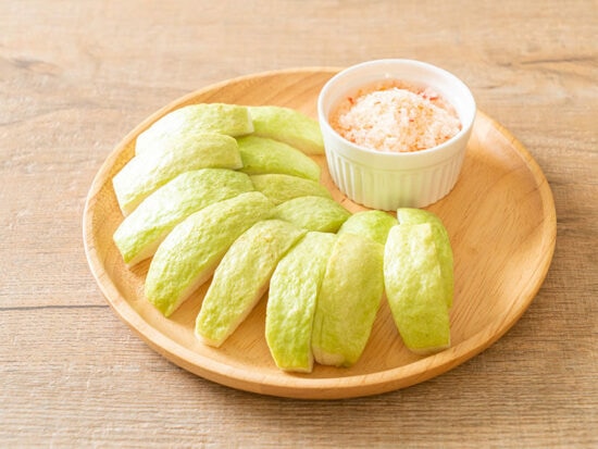 What Is Guava and How To Eat It? Detailed Guide
