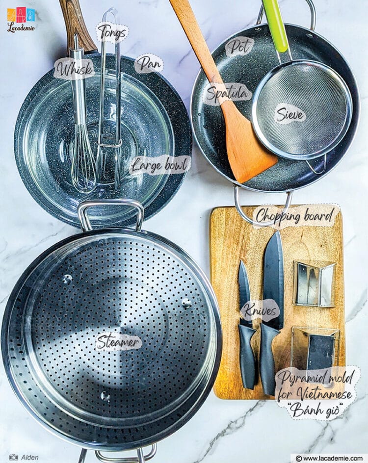 Vietnamese Rice and Pork Dumplings (Bánh Giò) Recipe