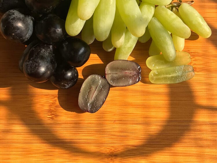 9 Delicious Seedless Fruits to Enjoy