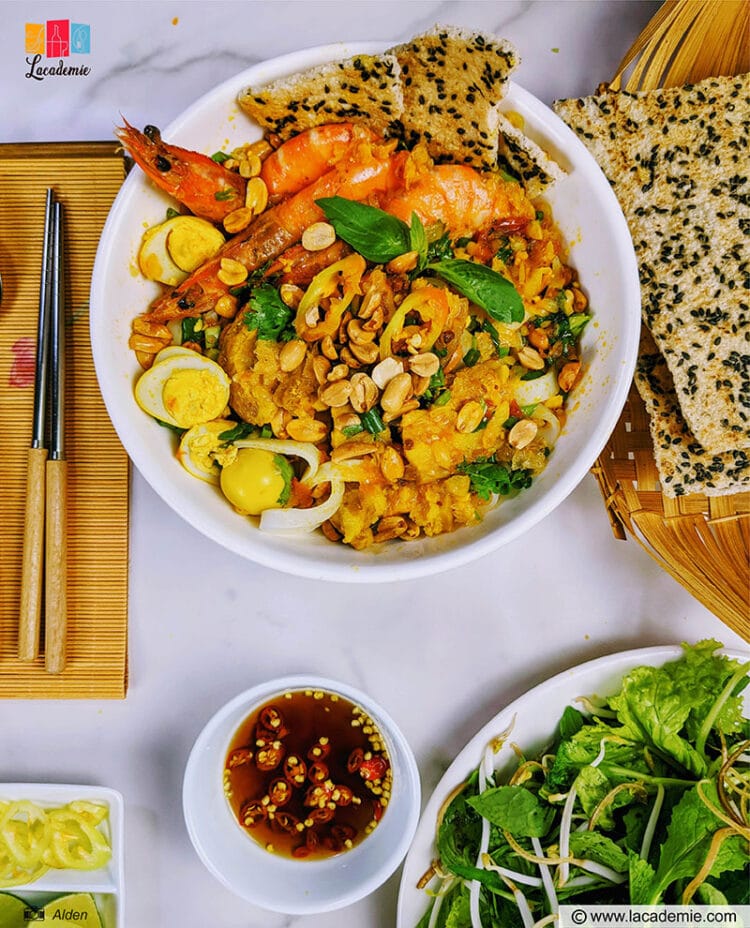 Quang Noodles With Shrimp And Pork Belly (Mì Quảng)