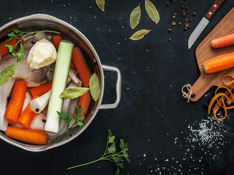 Stock Pot Sizes - What Size of Stock Pot Do You Need?