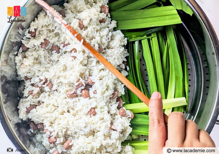 Classic Vietnamese Peanut Sticky Rice Recipe 2024