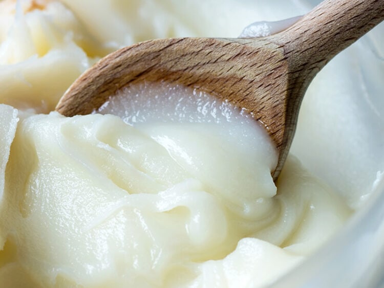 Lard Vs. Shortening - A Battle of Two Super Cooking Fats