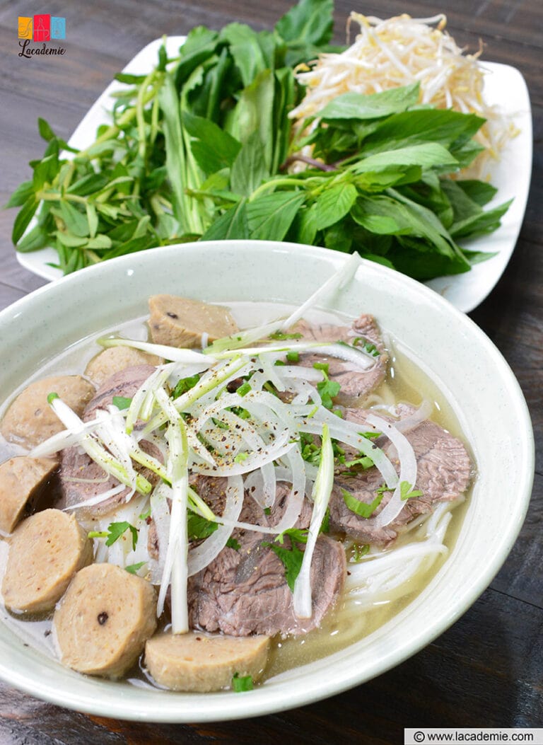 Garnish Your Phở with These Vietnamese Herbs