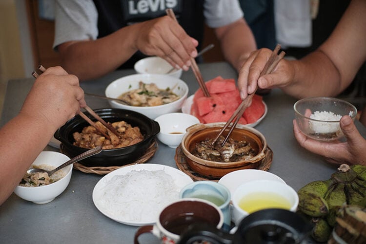 Traditional Vietnamese Family Meals: Ultimate Guide