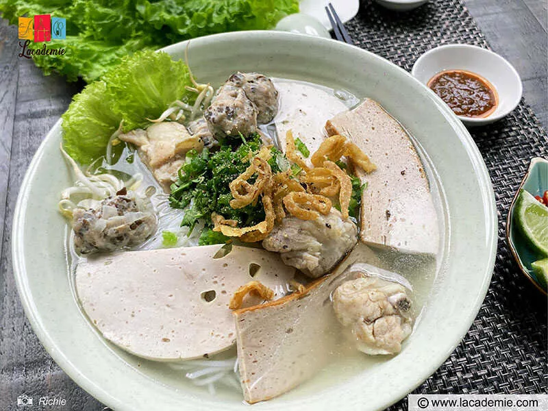 25 Most Popular Vietnamese Noodle Dishes To Die For 2023