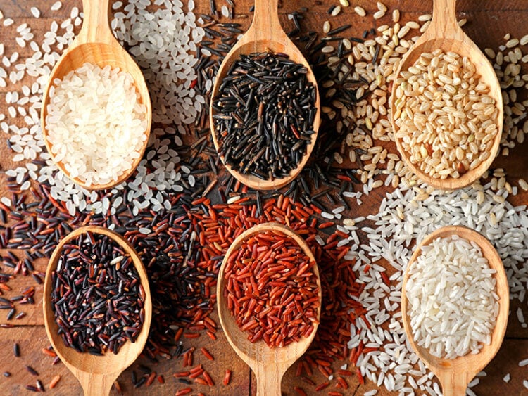 How Much Water For 2 Cups Of Rice: Super Easy Guide