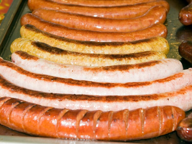 Knockwurst Vs. Bratwurst: An In-Depth Comparison