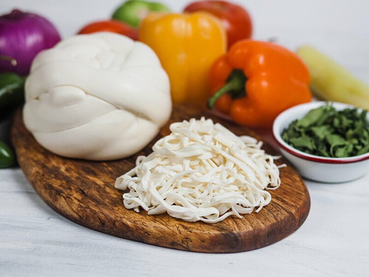 10 Best String Cheese Brands for Savory Snacking