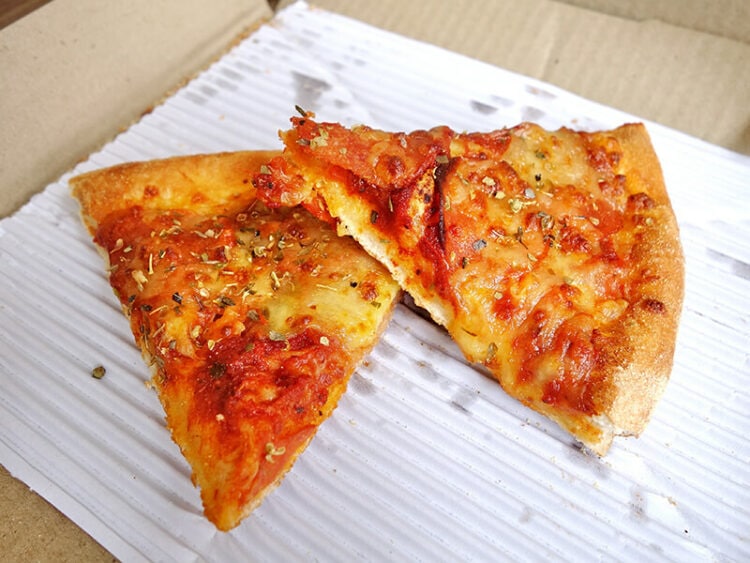 Can You Eat Cold Pizza? The Facts