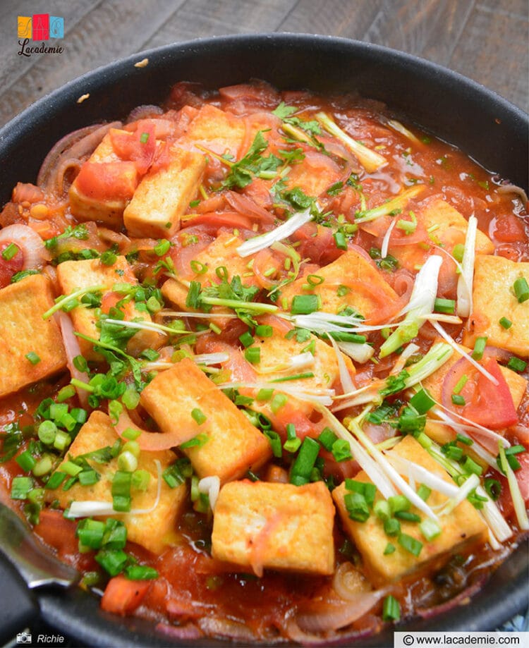Đậu Hũ Sốt Cà Chua Recipe (Vietnamese Fried Tofu In Tomato Sauce)