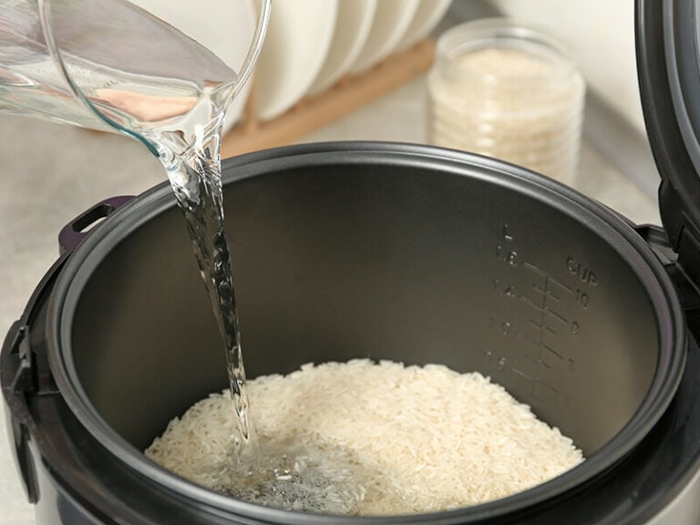 How Much Water For 2 Cups Of Rice: Super Easy Guide