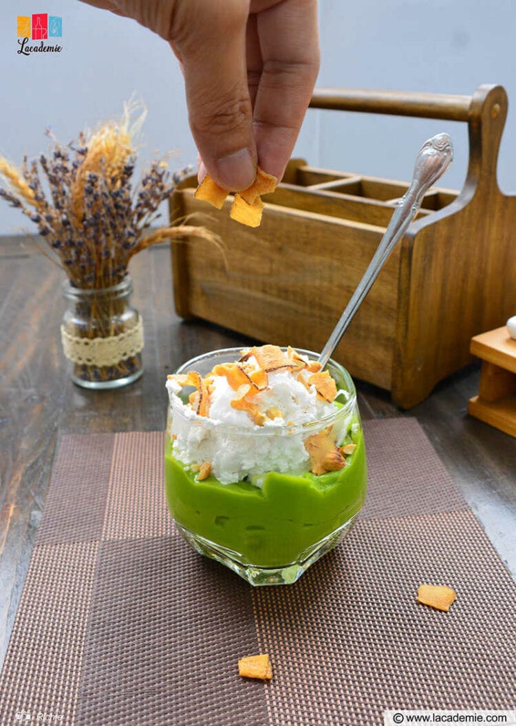Delicious Vietnamese Avocado Ice Cream to Try