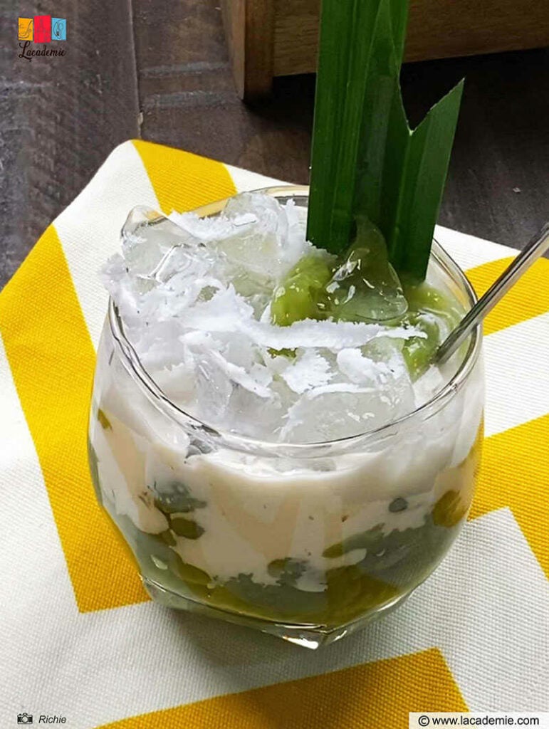 Cool and Tasty Chè Bánh Lọt Recipe