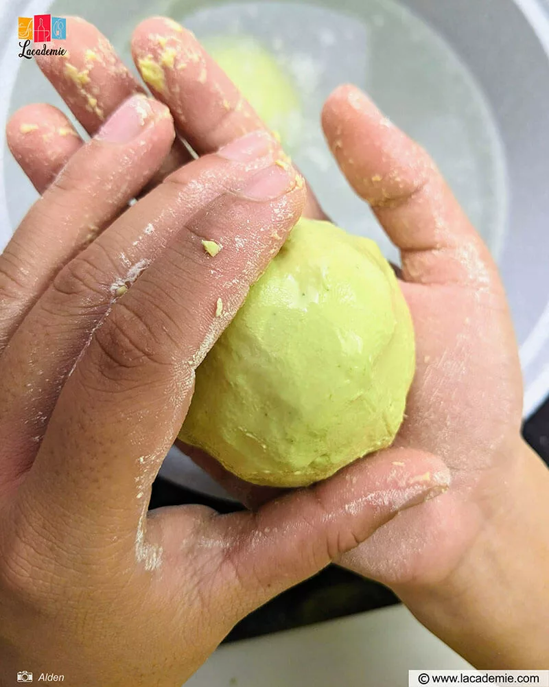 Chè Trôi Nước - Traditional Vietnamese Glutinous Rice Balls