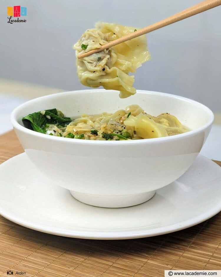 Ultimate Wonton Noodle Soup (Mì Hoành Thánh) Recipe