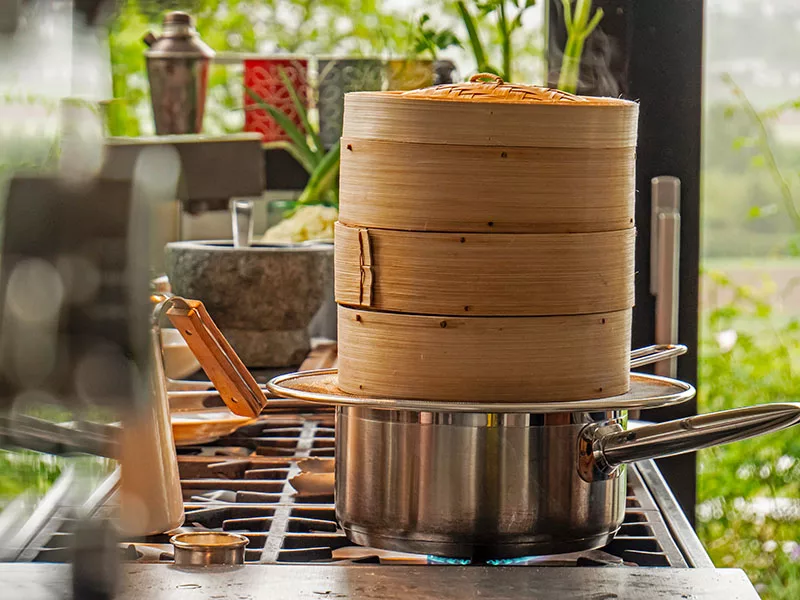 11 Essential Common Asian Cooking Techniques To Master In 2023