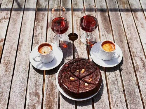 16 Popular Portuguese Beverages