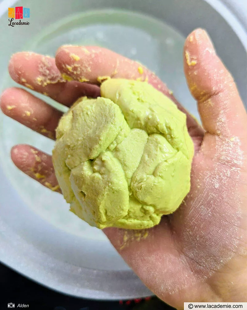 Chè Trôi Nước - Traditional Vietnamese Glutinous Rice Balls